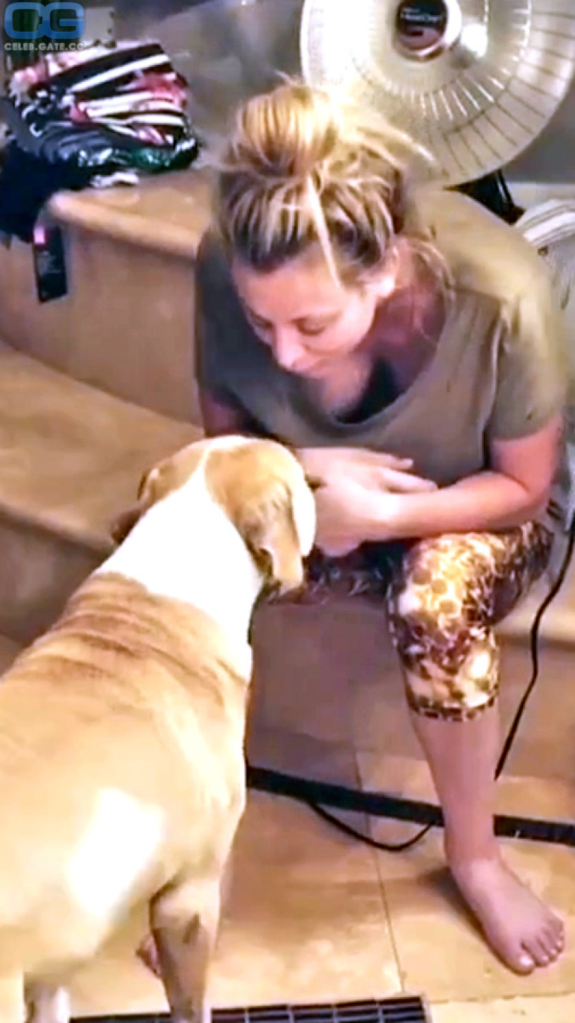 Kaley Cuoco nude, pictures, photos, Playboy, naked, topless, fappening