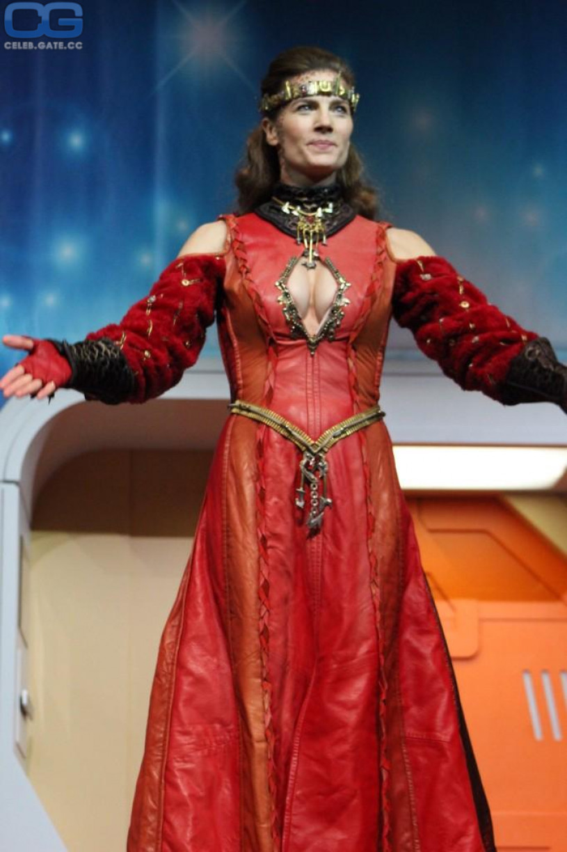 Terry Farrell Nackt Nacktbilder Playboy Nacktfotos Fakes Oben Ohne